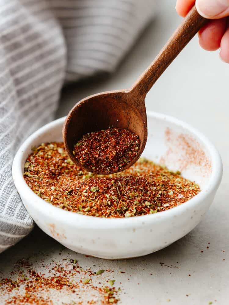 What spices enhance chili?