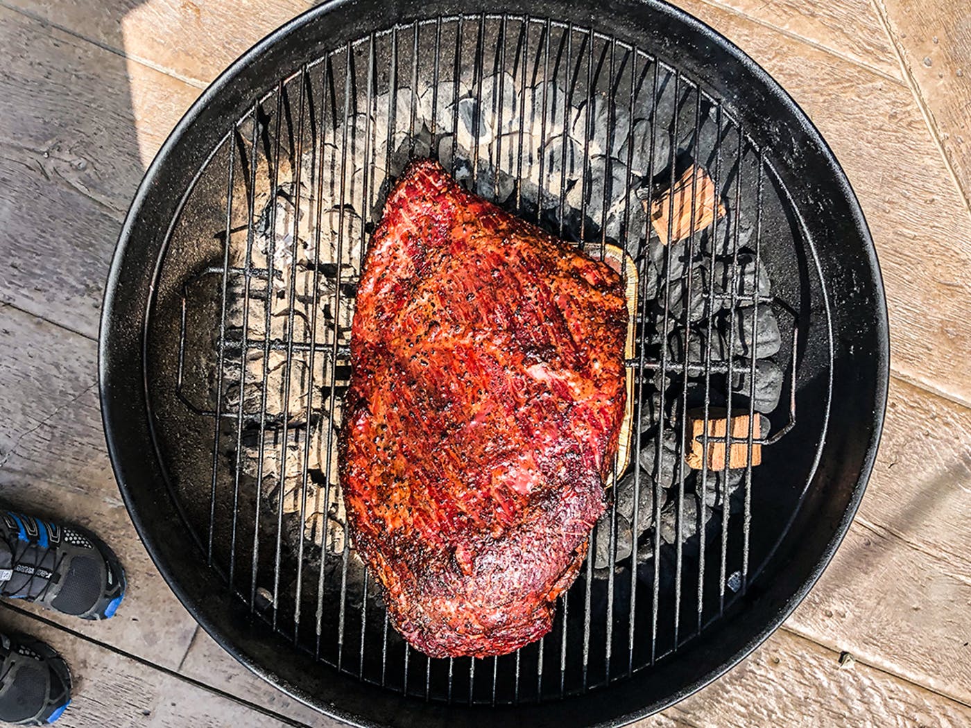 What temperature do you cook a brisket on a Weber smoker?