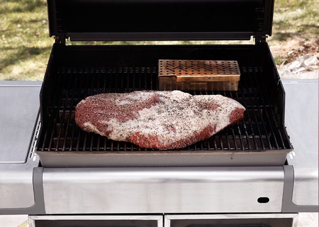 What temperature do you smoke a brisket on a gas grill?