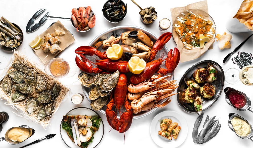 What wine goes with a seafood platter?