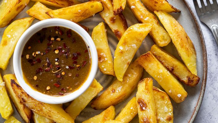 What's the best sauce to put on Chippy Chips?