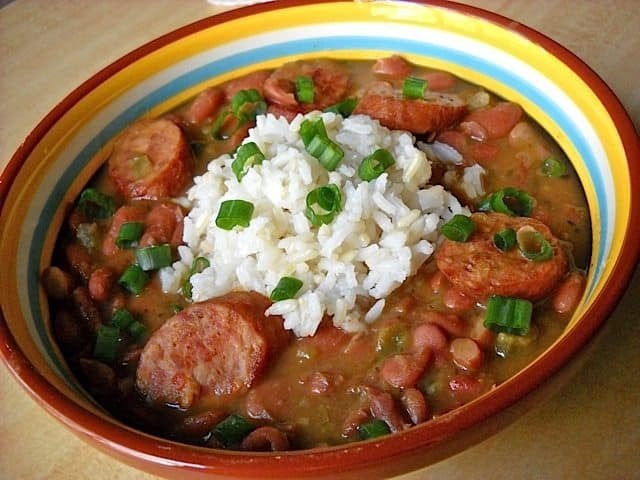 What's the difference between jambalaya and red beans and rice?