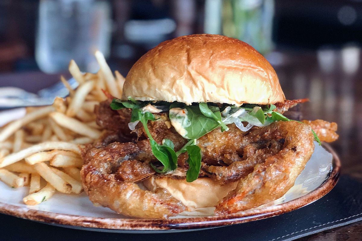 Where can I buy soft shell crab in Charleston SC?