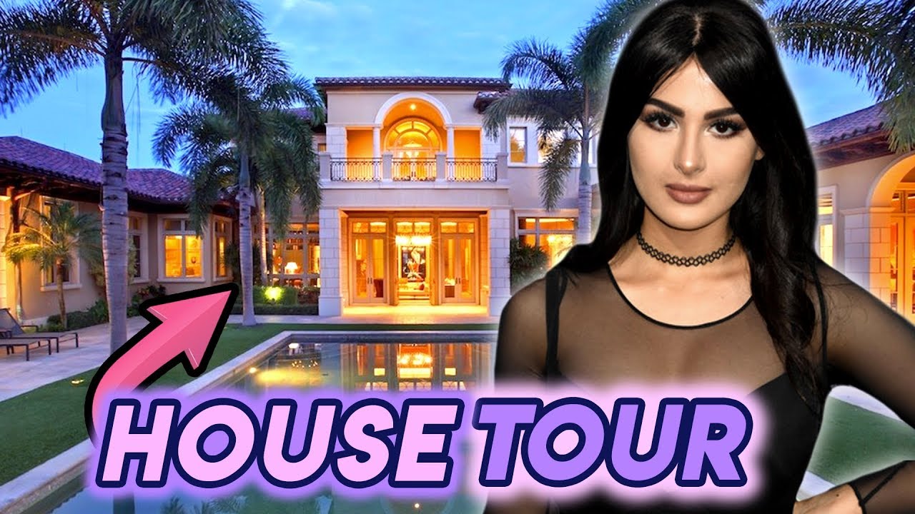 Where does SSSniperWolf live now?