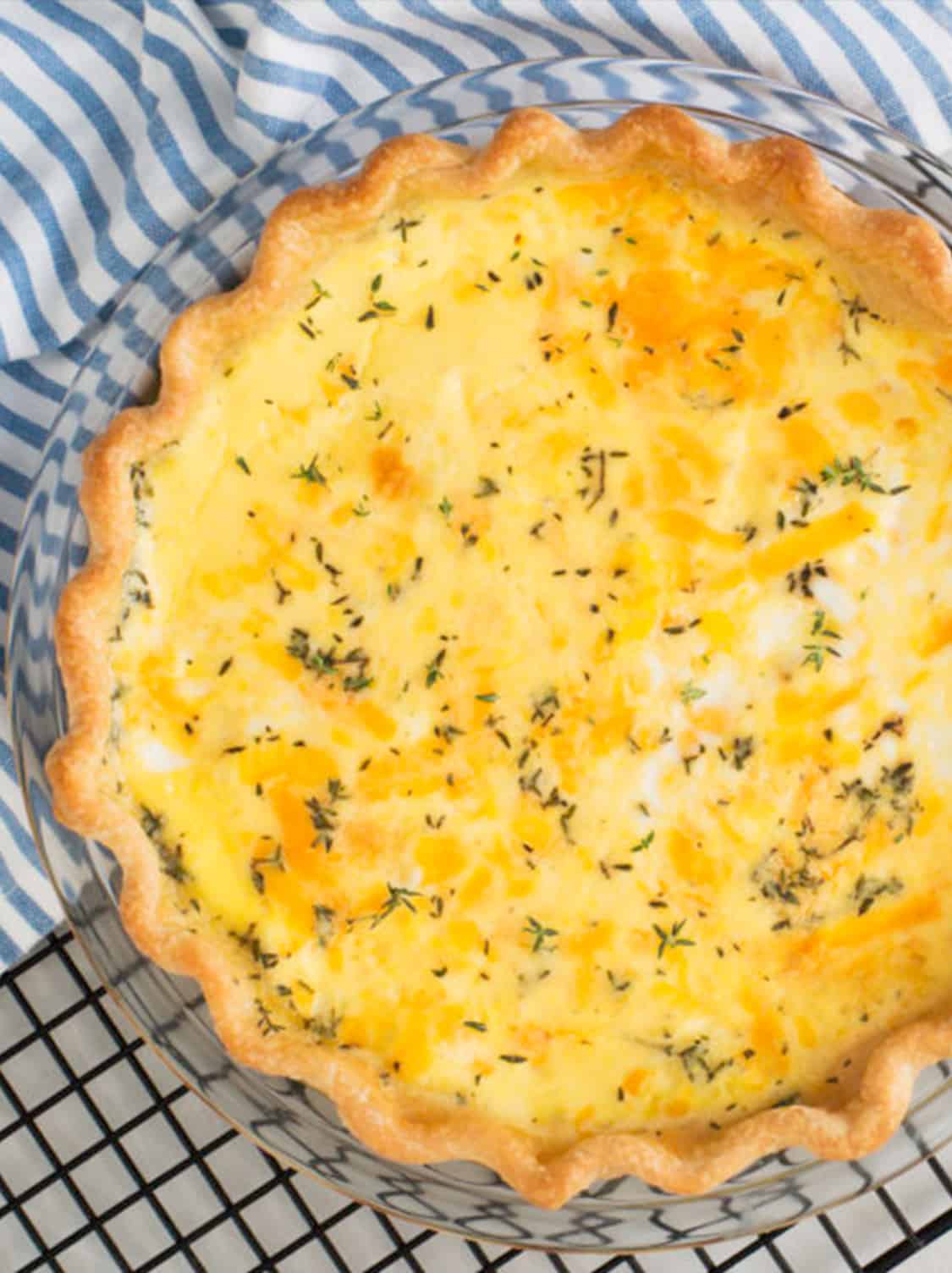 Which cheese is used in Easy quiche Lorraine?