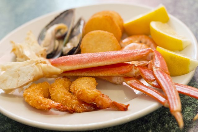 Which is healthier crab meat or shrimp?