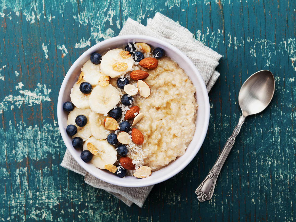 Which is healthier oats or oatmeal?
