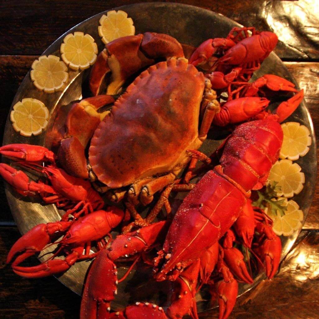 Which is sweeter crab or lobster?