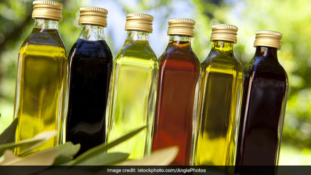 Which vinegar is best for Indian cooking?