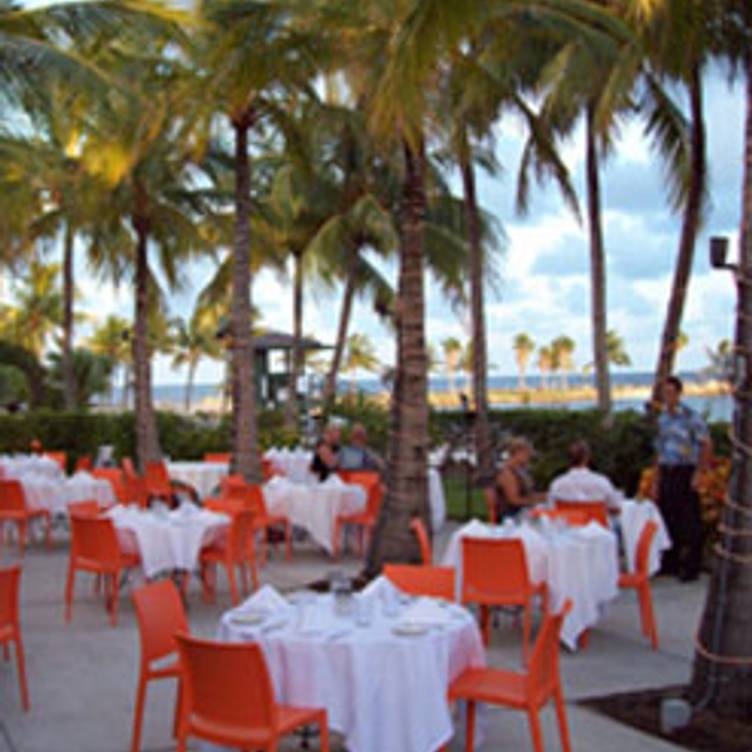 Who owns Red Fish Grill Miami?