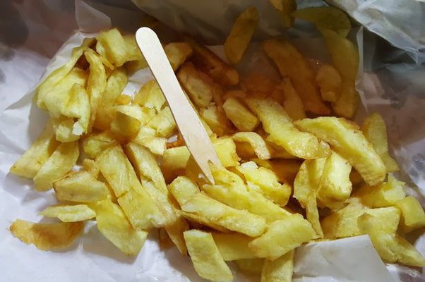 Why are chip shop chips not crispy?