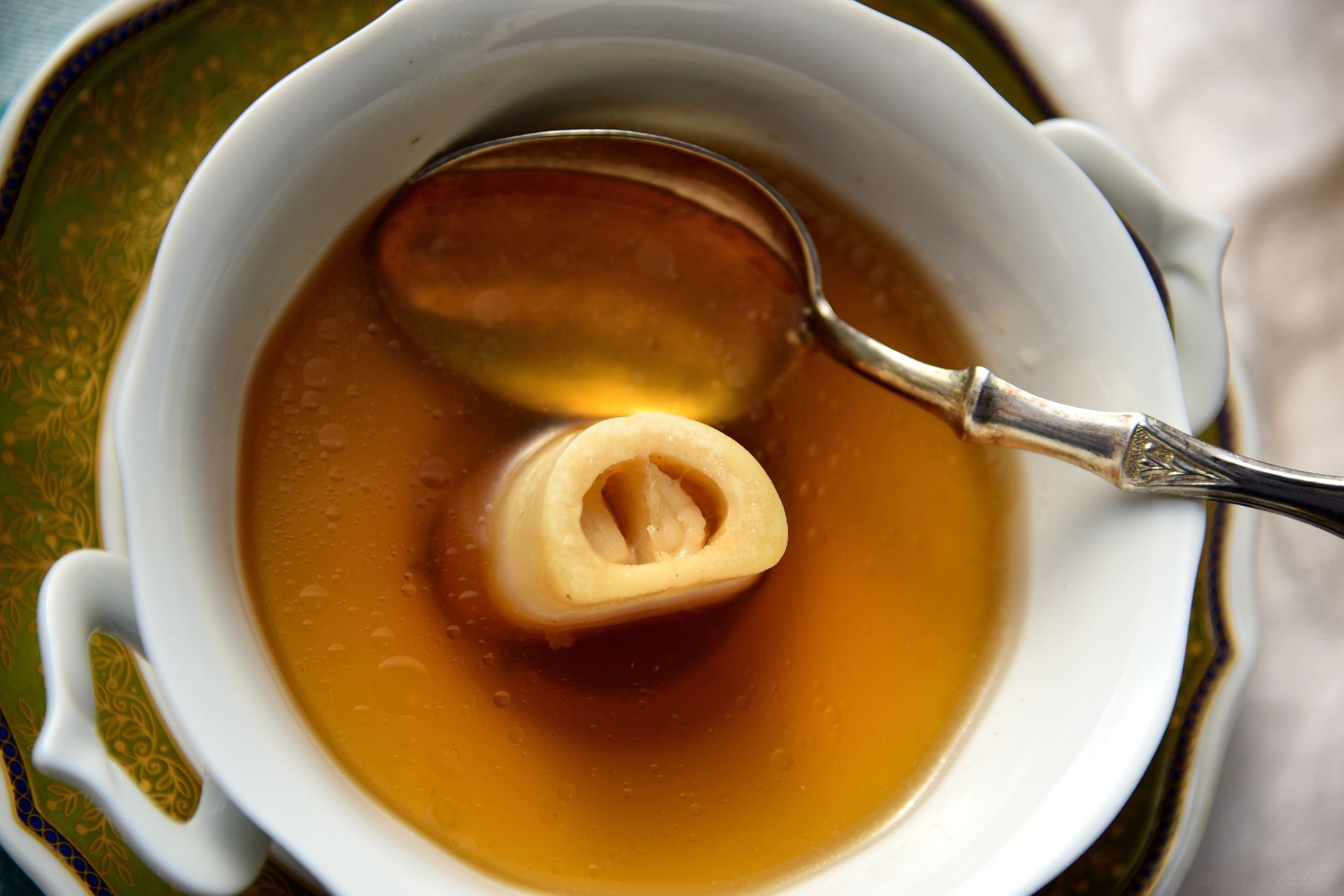 Why are people obsessed with bone broth?