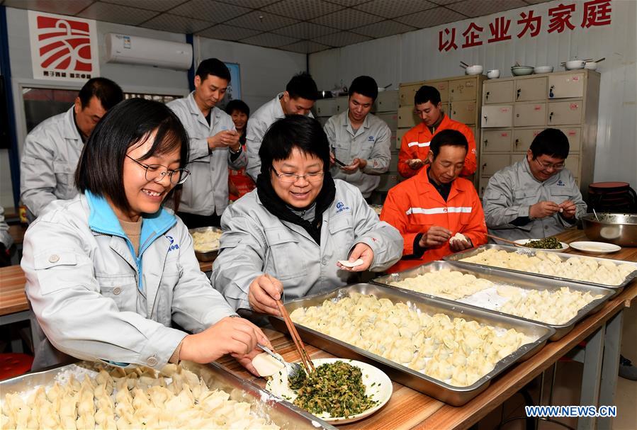 Why do Chinese people eat dumplings during Winter Solstice?