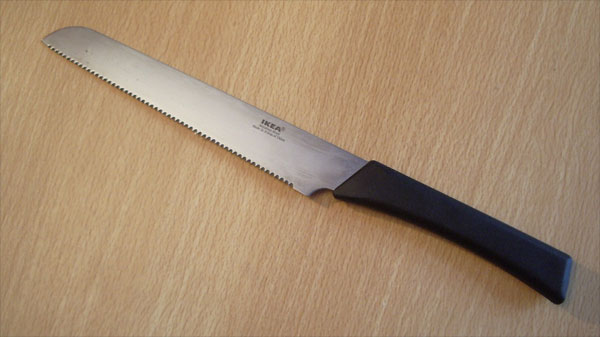 Why is bread knife used?