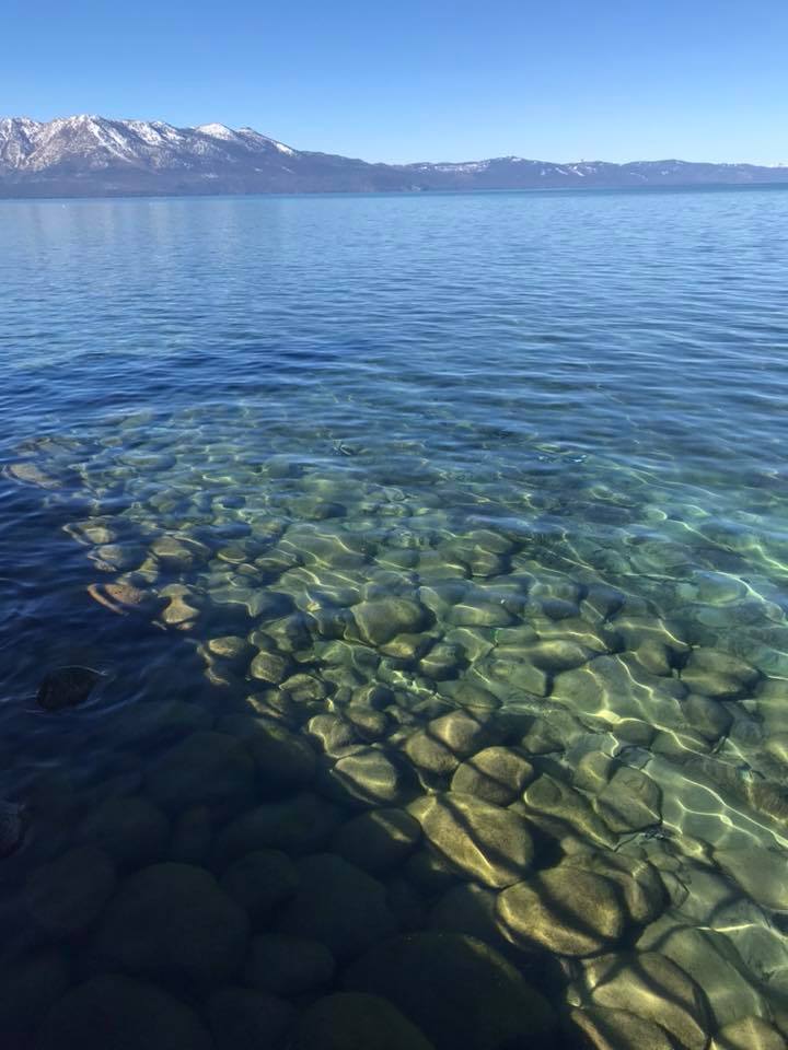 Why is Lake Tahoe so popular?