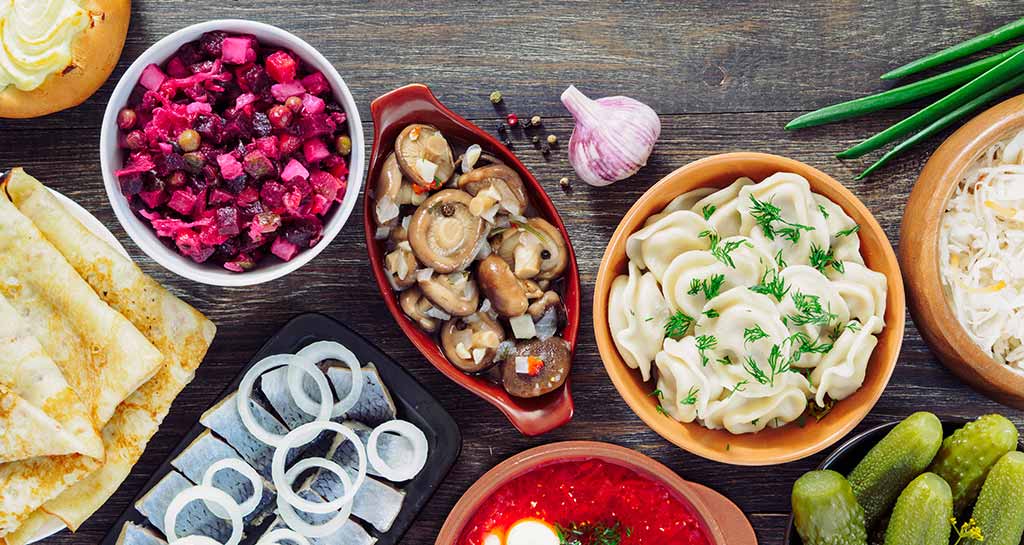 Why is traditional Russian food so popular?
