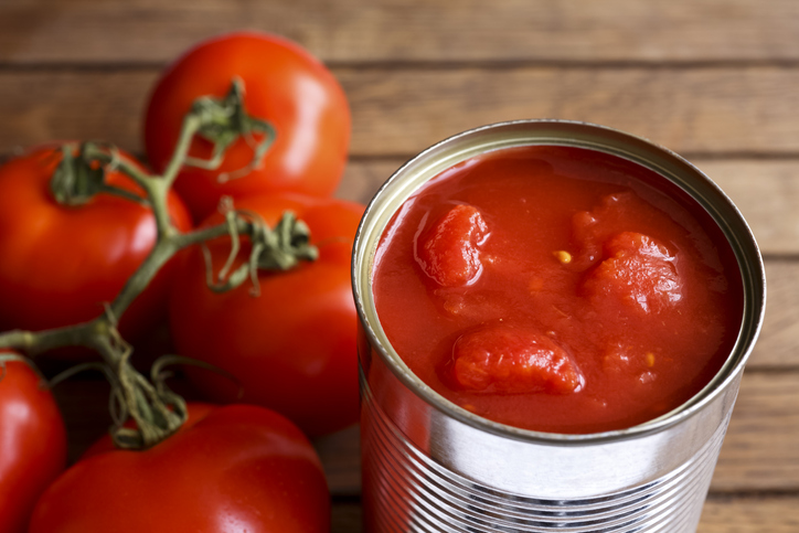 Why you shouldn't buy canned tomatoes?